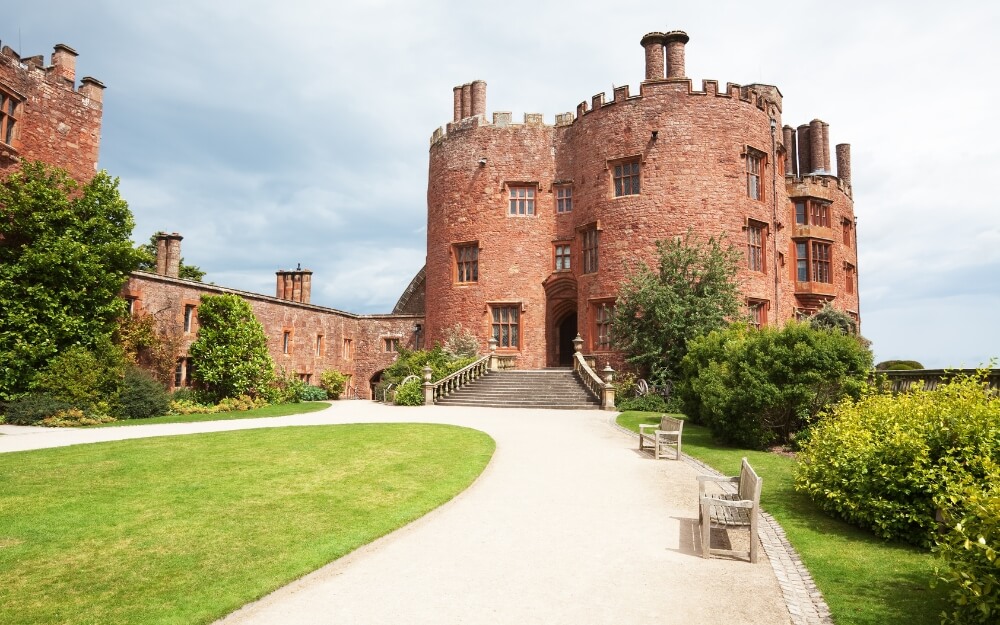 Holiday Park in Welshpool, Powys - Valley View Holiday Park