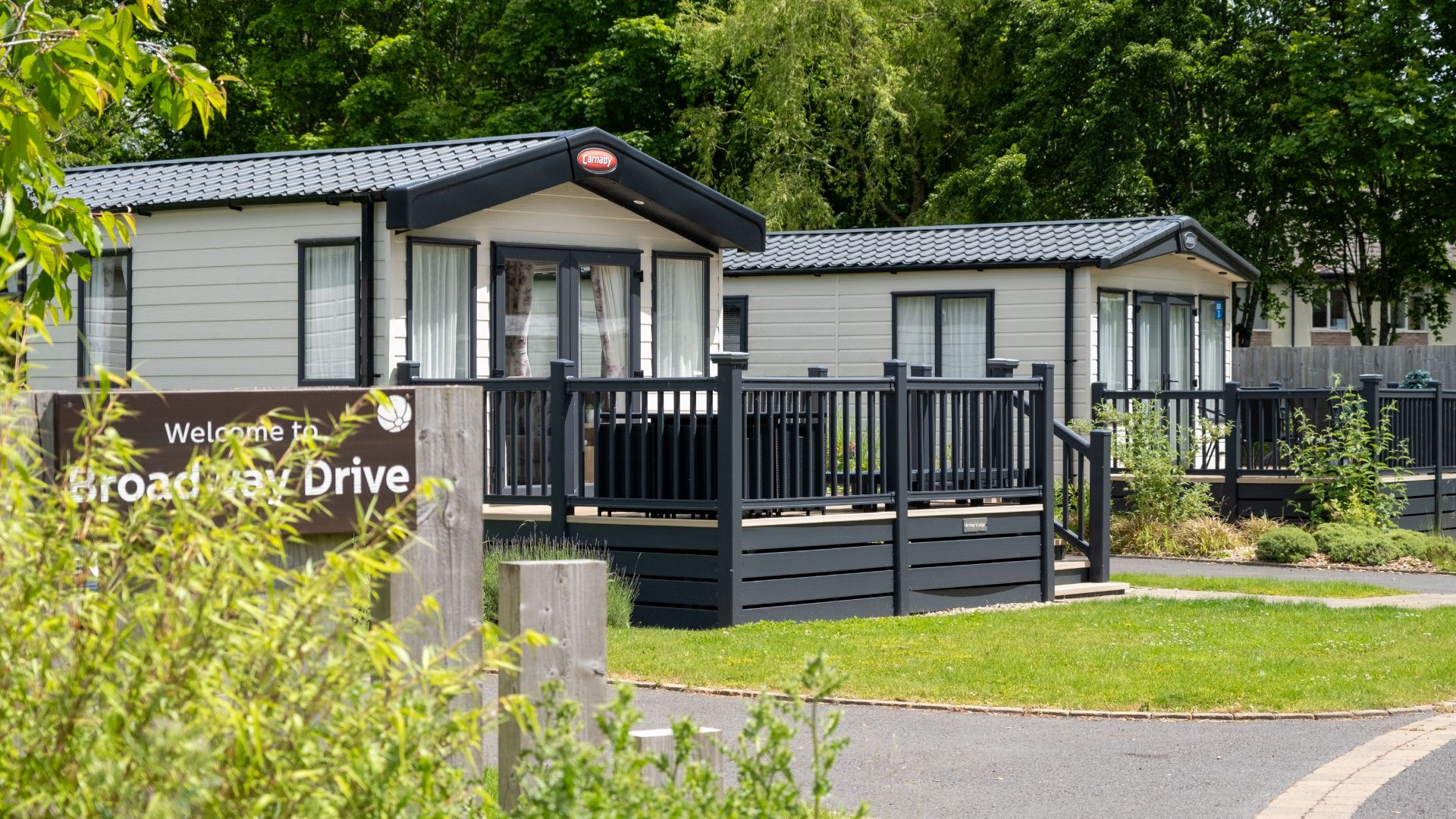Hoburne Cotswold | Holiday Park in Cirencester, Gloucestershire